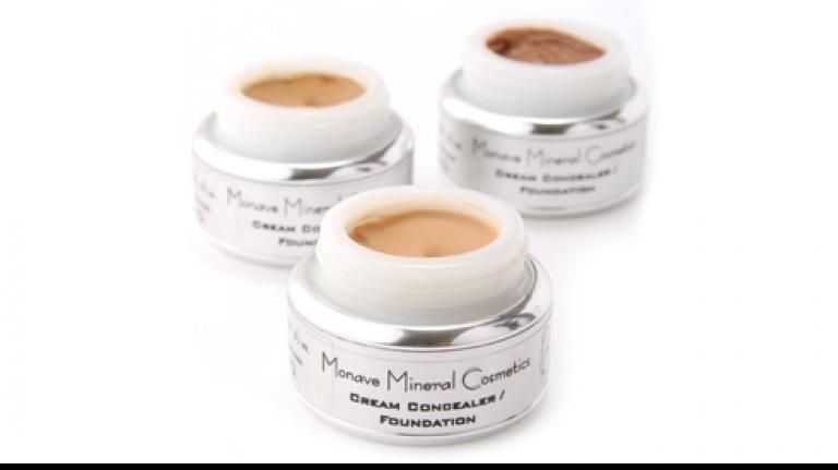 Comparing Natural Liquid Matte Foundations, Cream Foundation - Monave